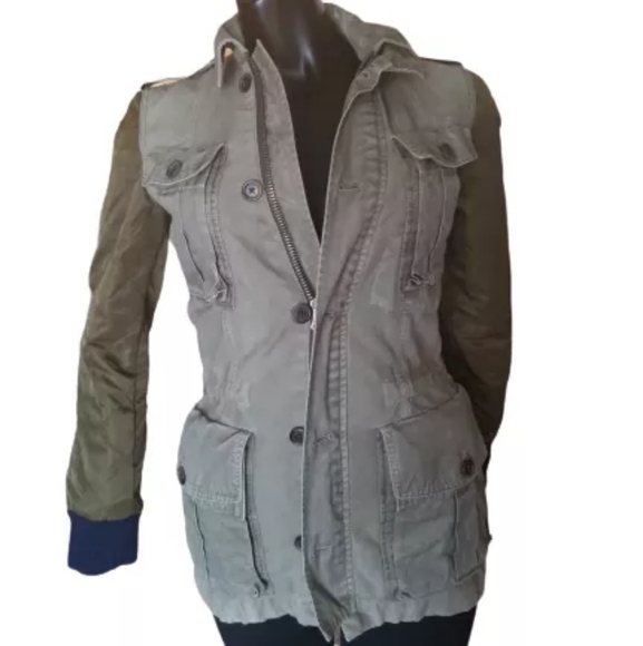 J. Crew | Jackets & Coats | J Crew Quilted Boyfriend Fatigue Utility ...